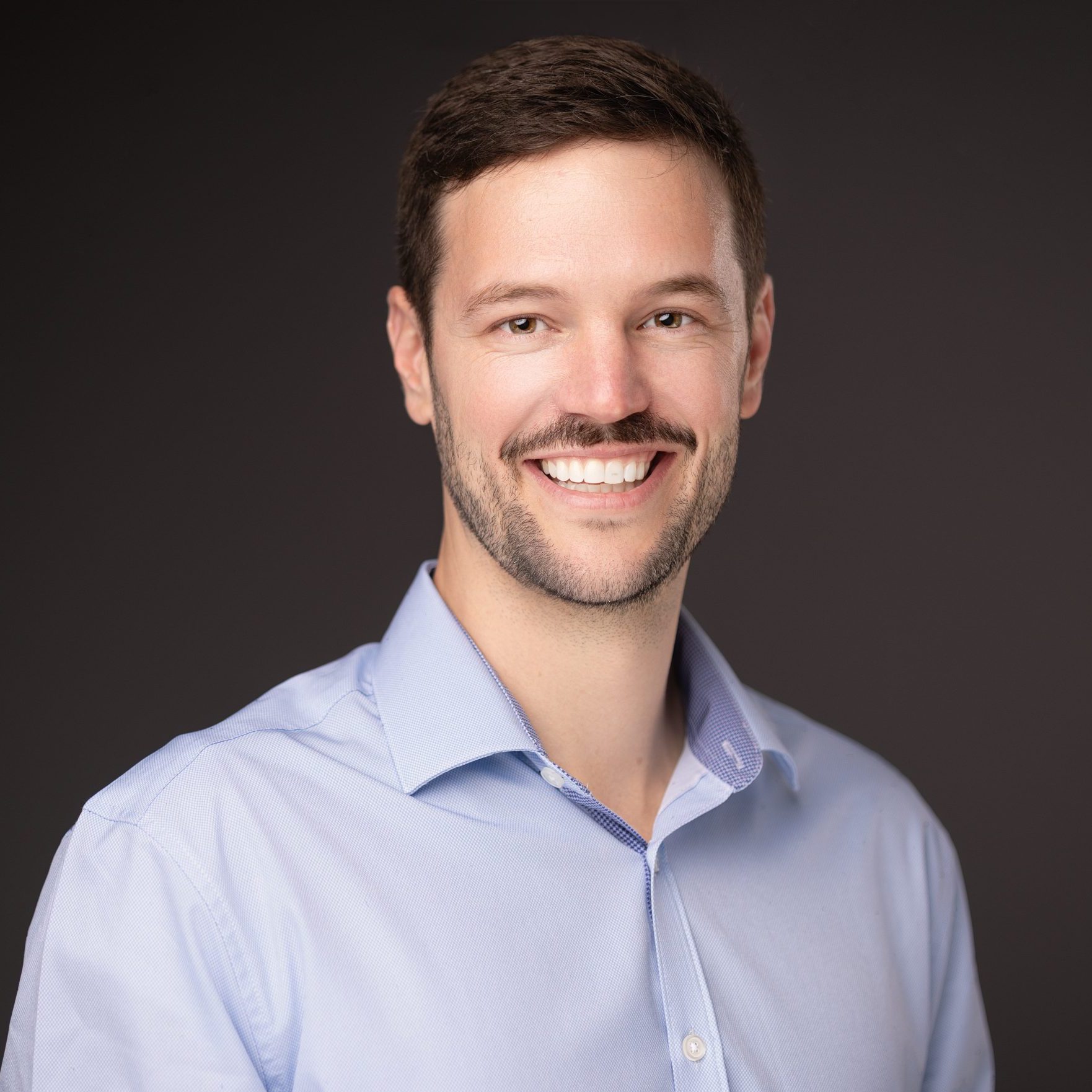 Dr. James Quinten Tuckfield – Ophthalmology